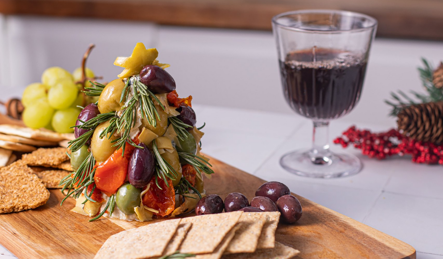 Christmas Charcuterie Tree (Recipe) – Honestly Tasty